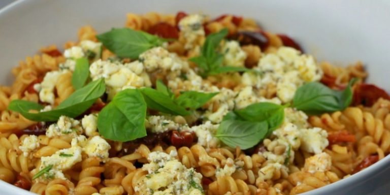 Fusilli with roasted cherry tomatoes and feta - Mitsides Group